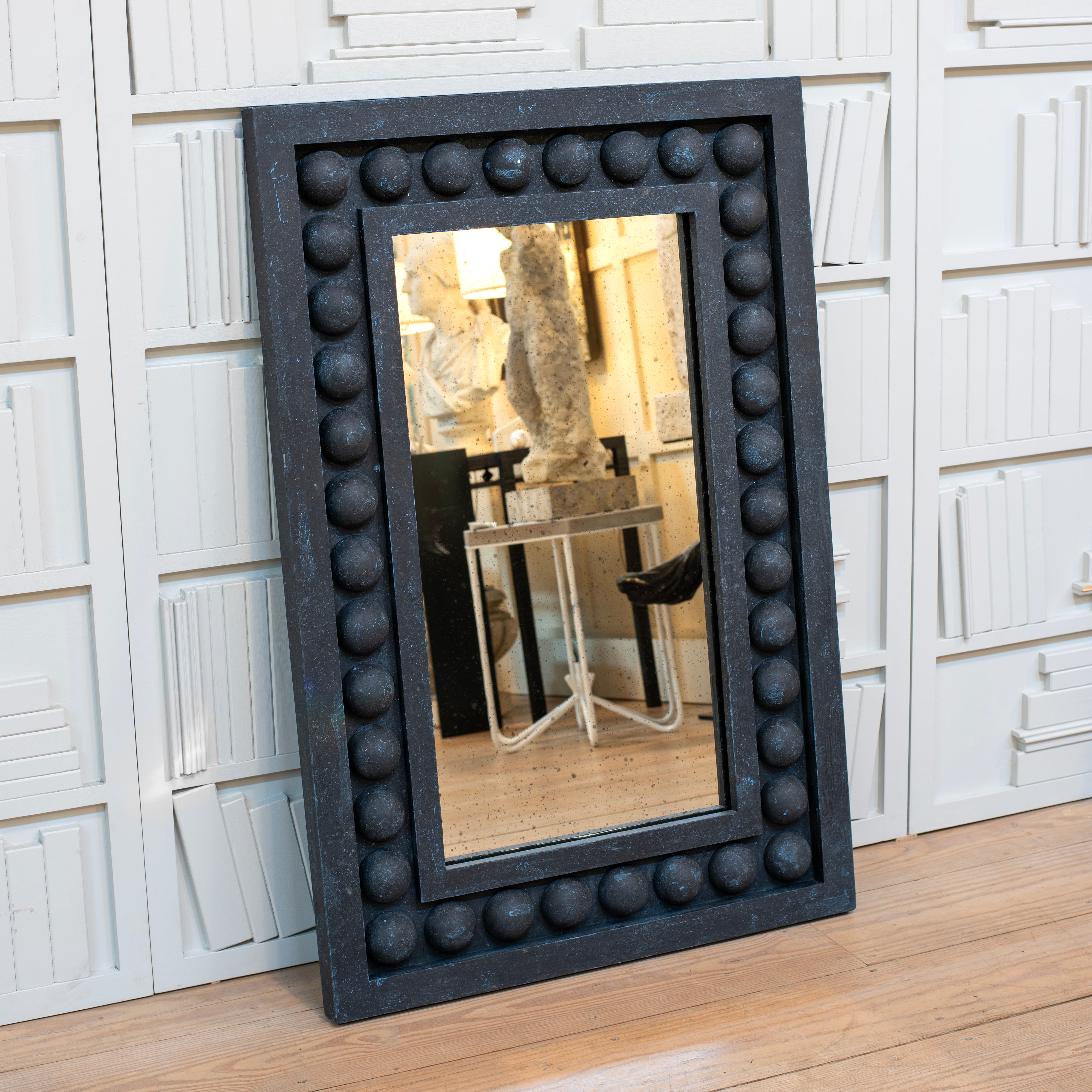 Commodore Mirror – RT Facts