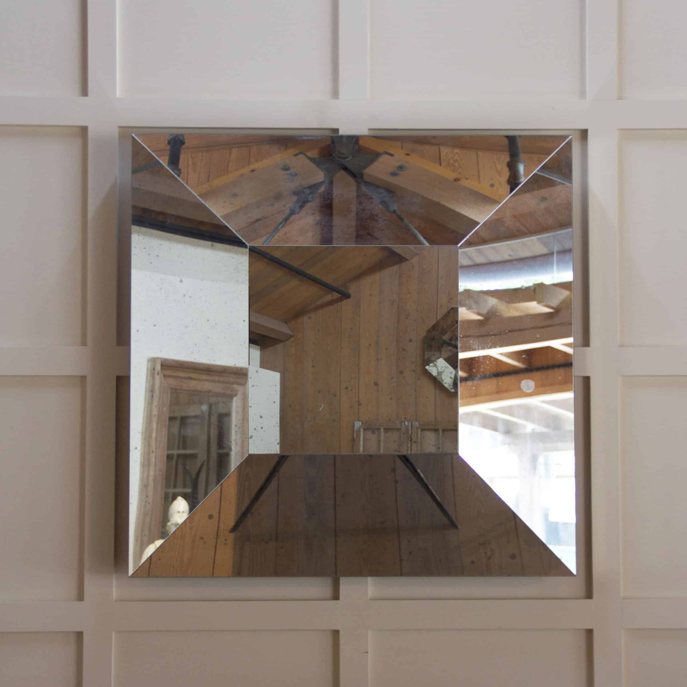 Natalie Mirror – RT Facts