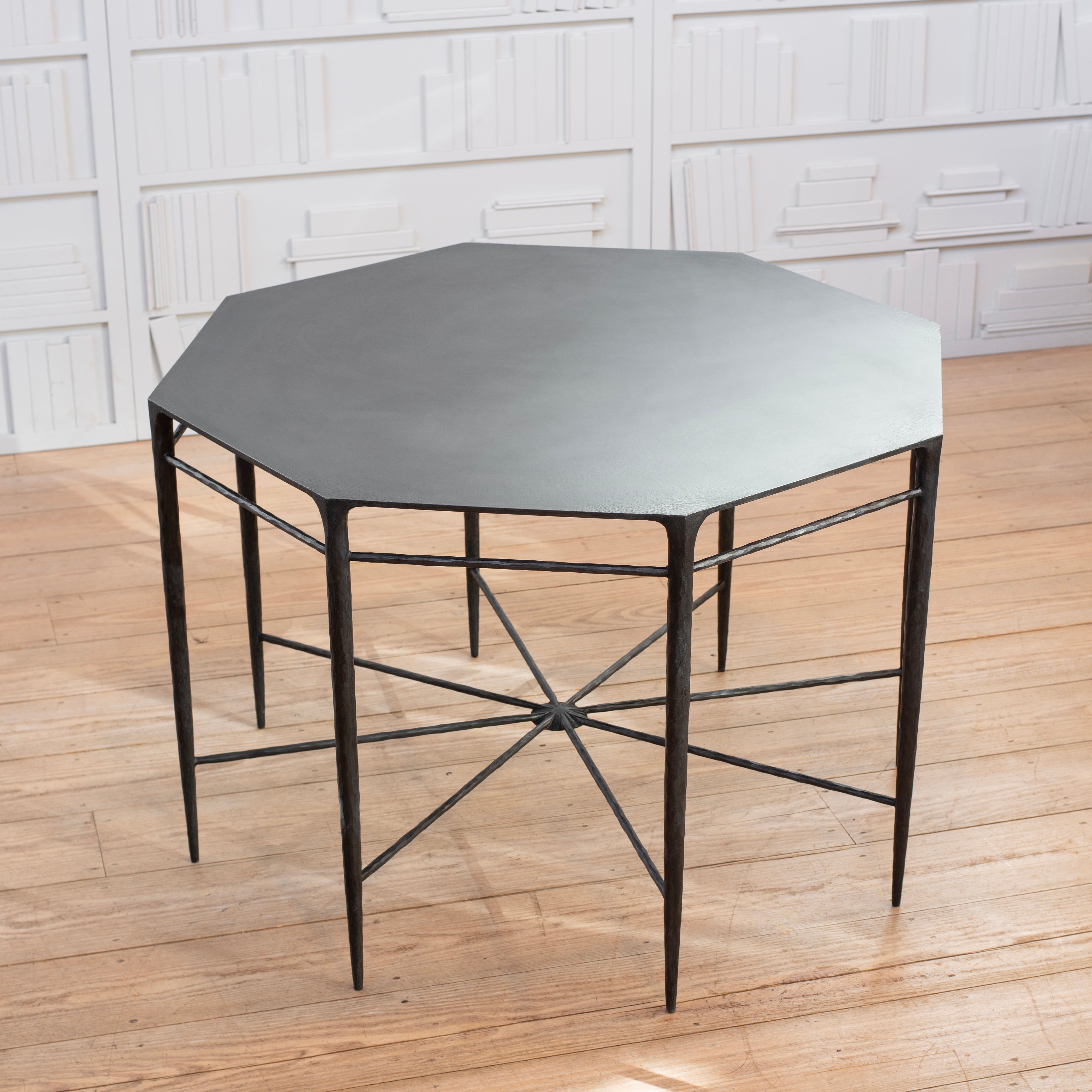 Morphing Center Table – RT Facts