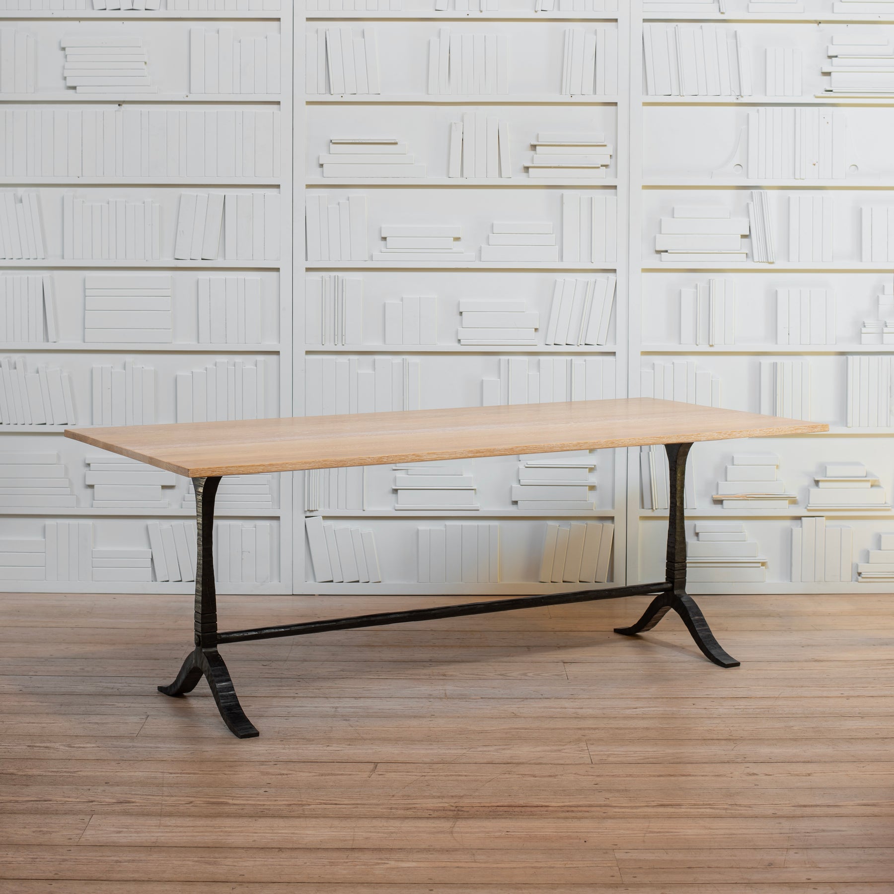 Wishbone Table – RT Facts