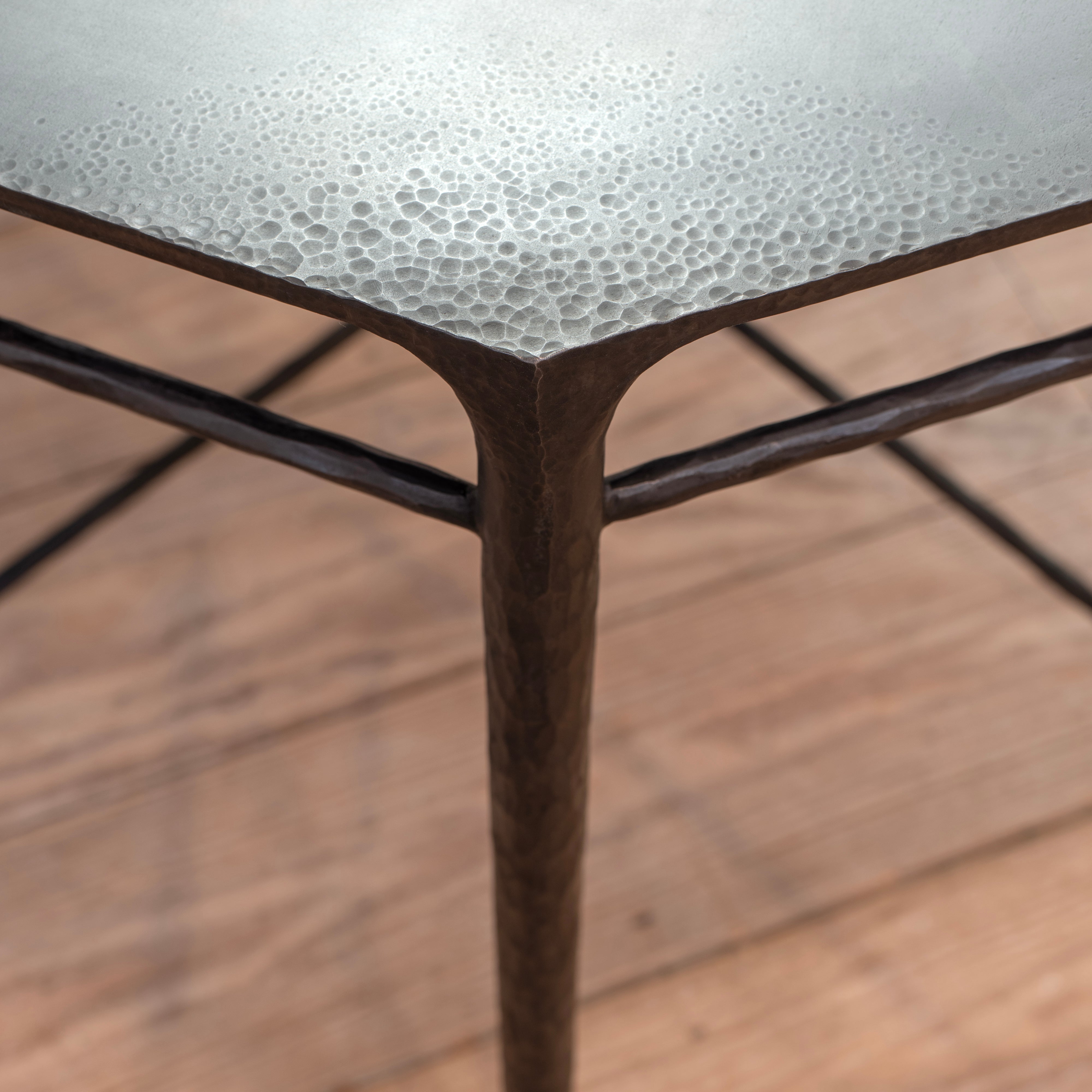 Morphing Center Table – RT Facts