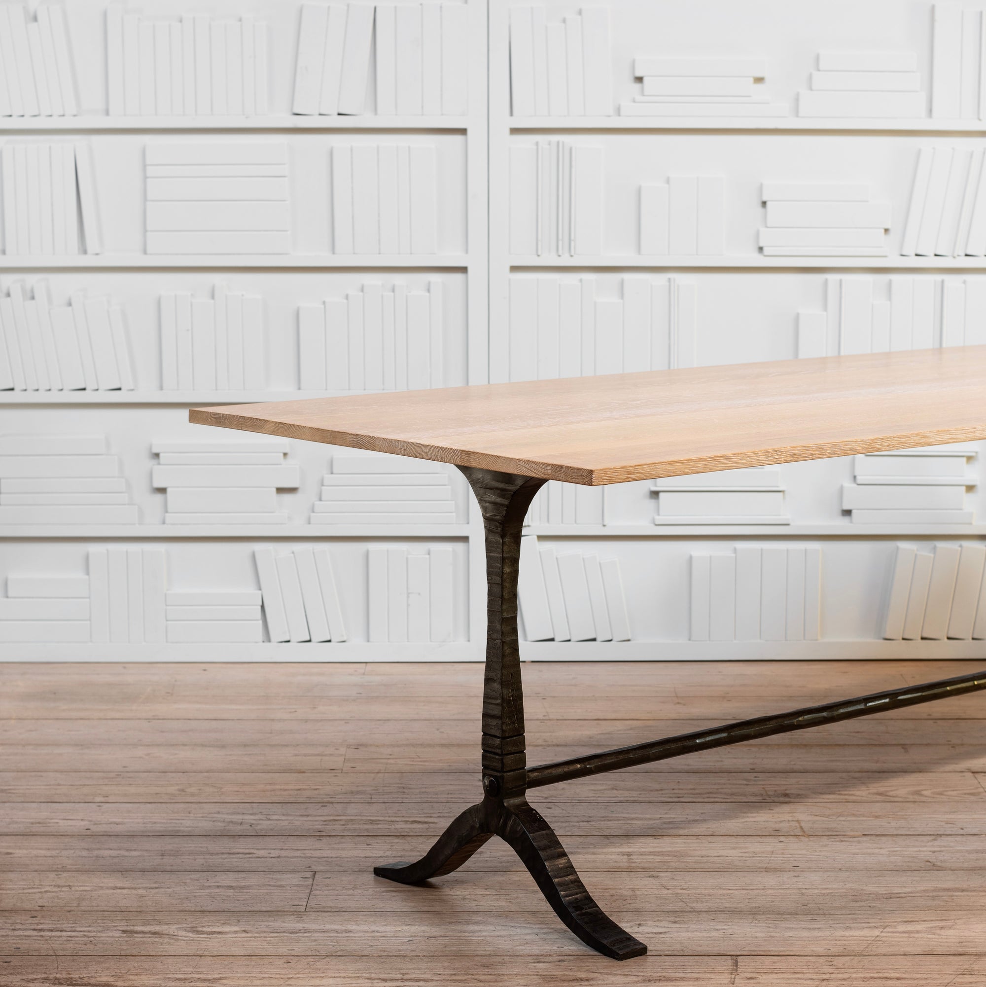 Wishbone Table – RT Facts