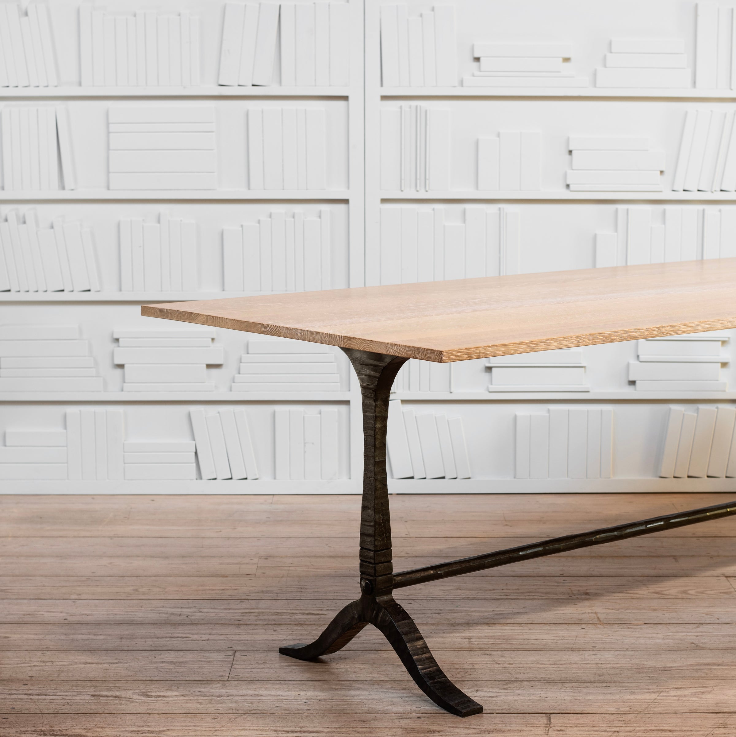 Wishbone Table – RT Facts