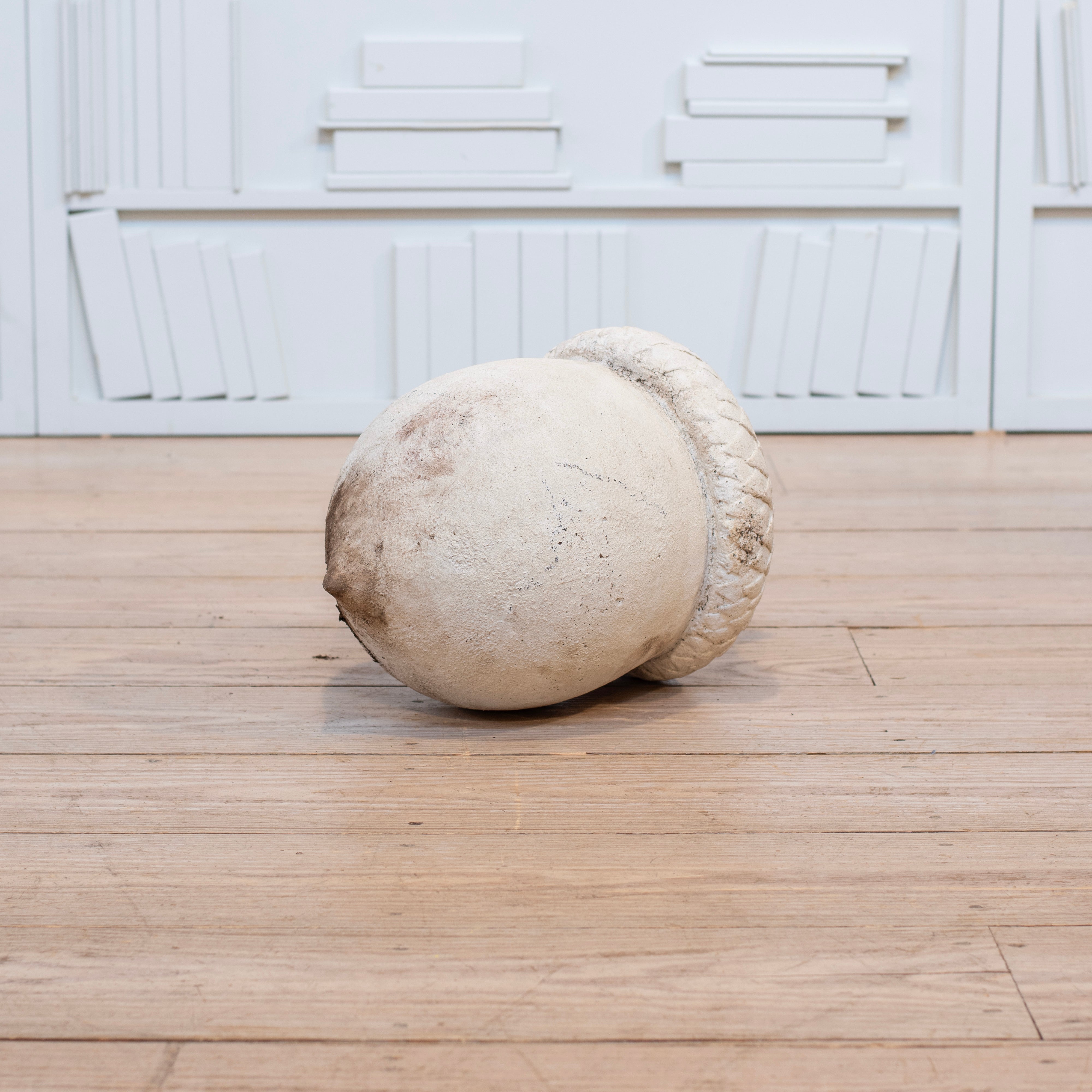 Cast Stone Acorn Garden Sculpture – RT Facts