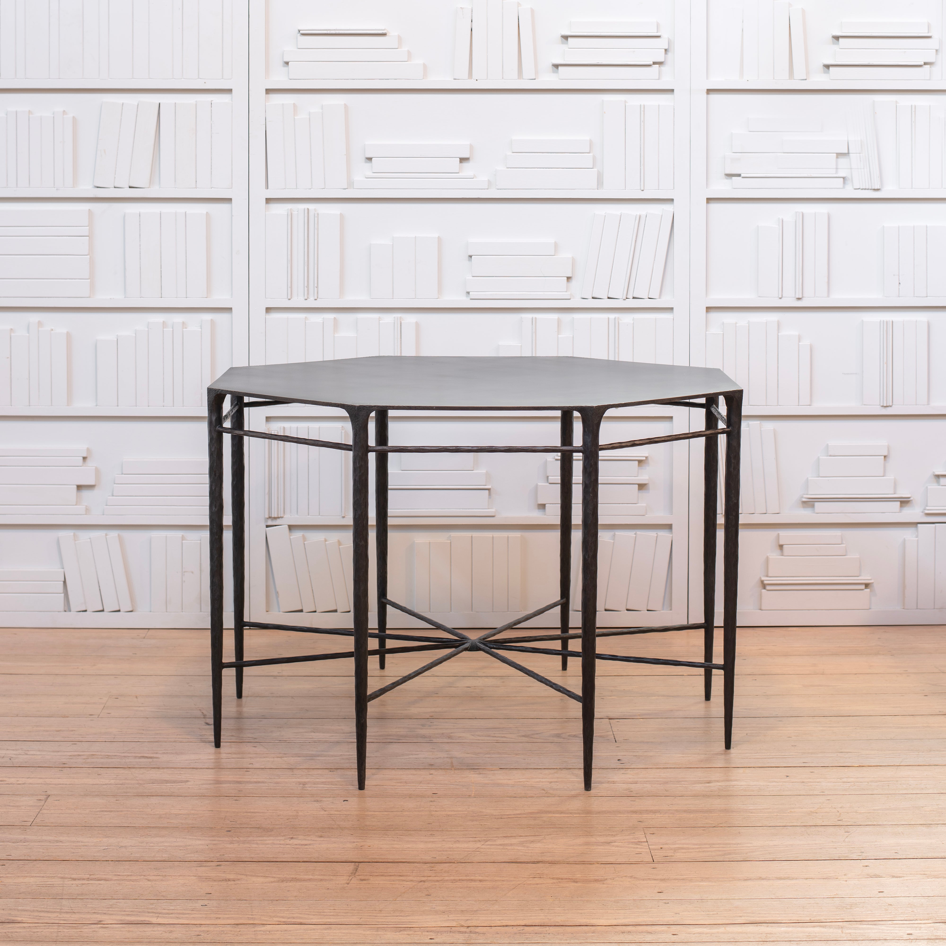 Morphing Center Table – RT Facts