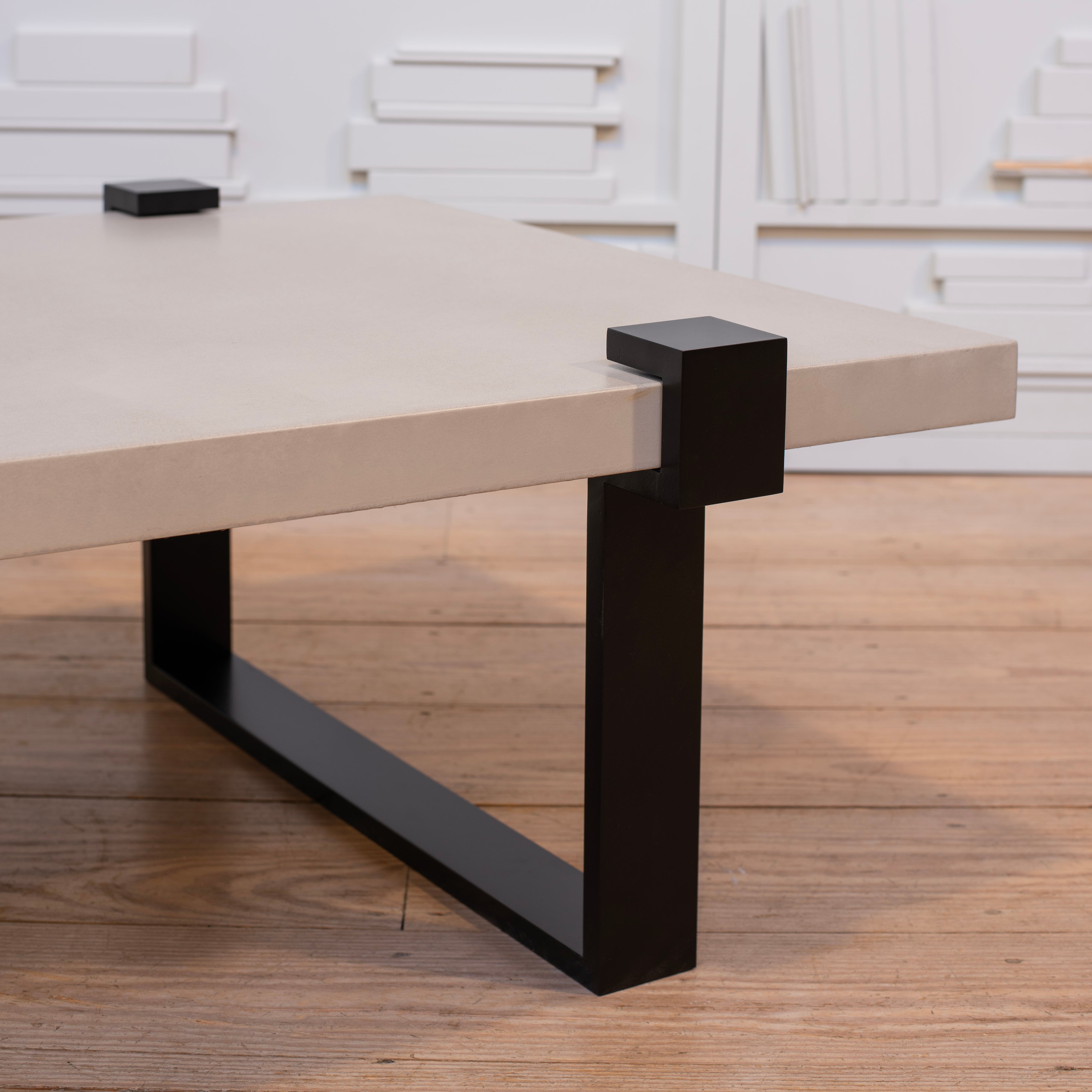 Clasp Coffee Table – RT Facts