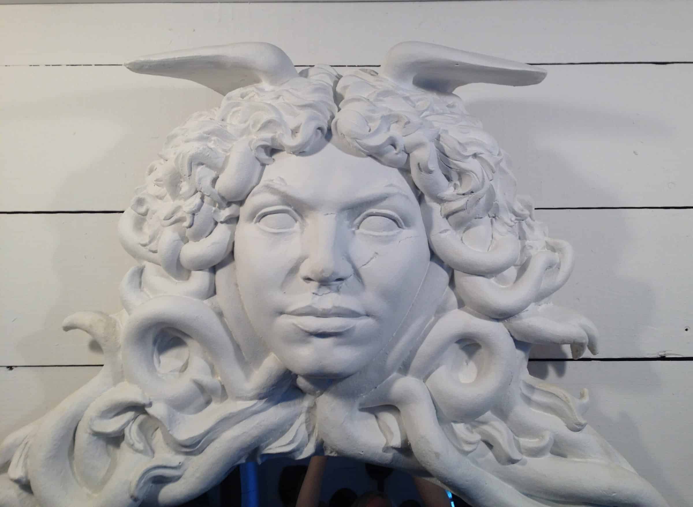 Medusa with Intertwined Serpents Mirror – RT Facts