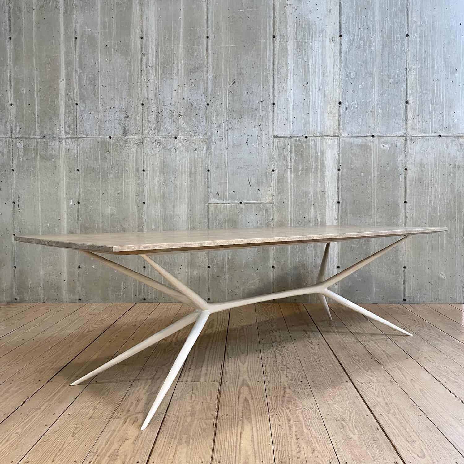 Italian Job Elongated Table, outdoor – RT Facts