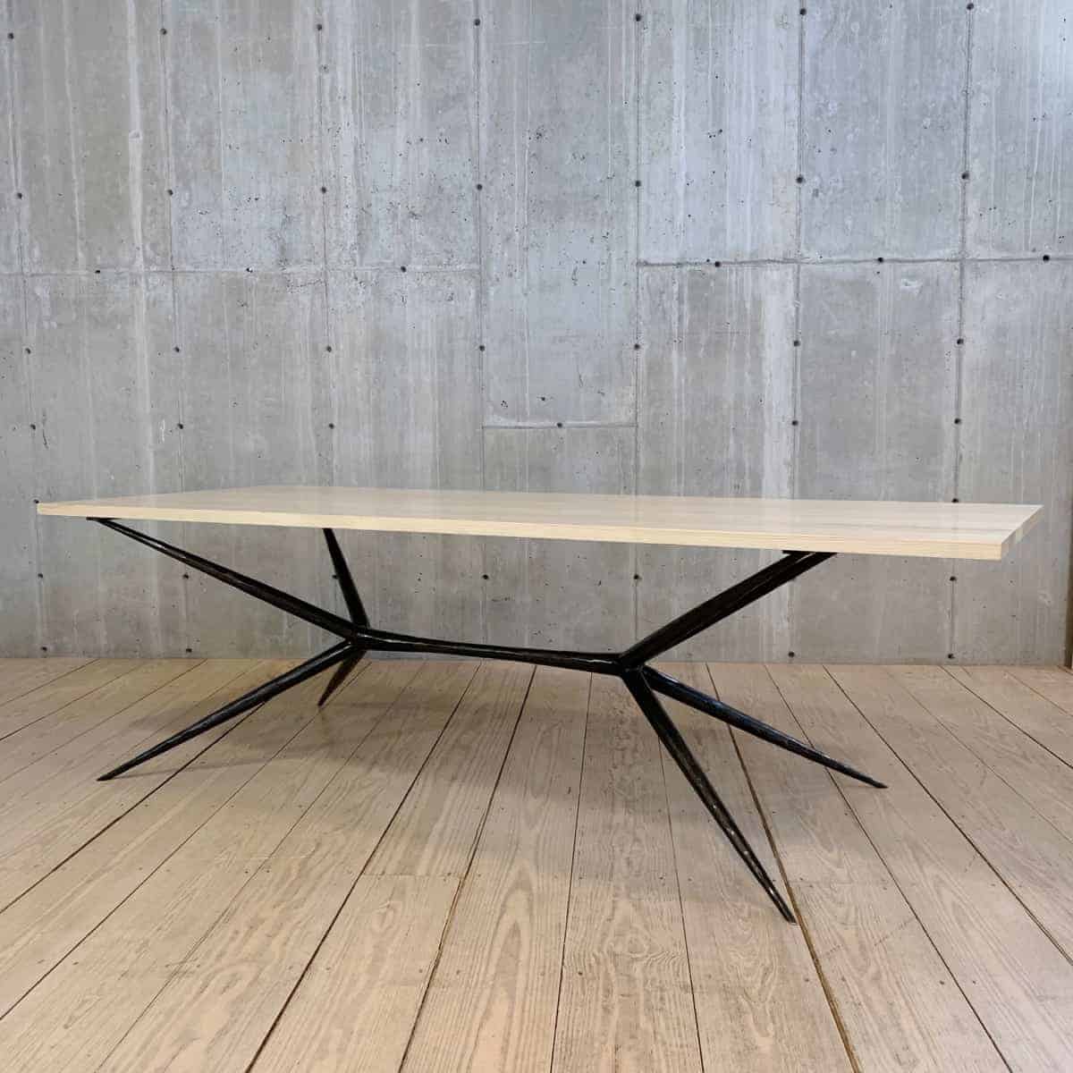 Italian Job Elongated Table, outdoor – RT Facts
