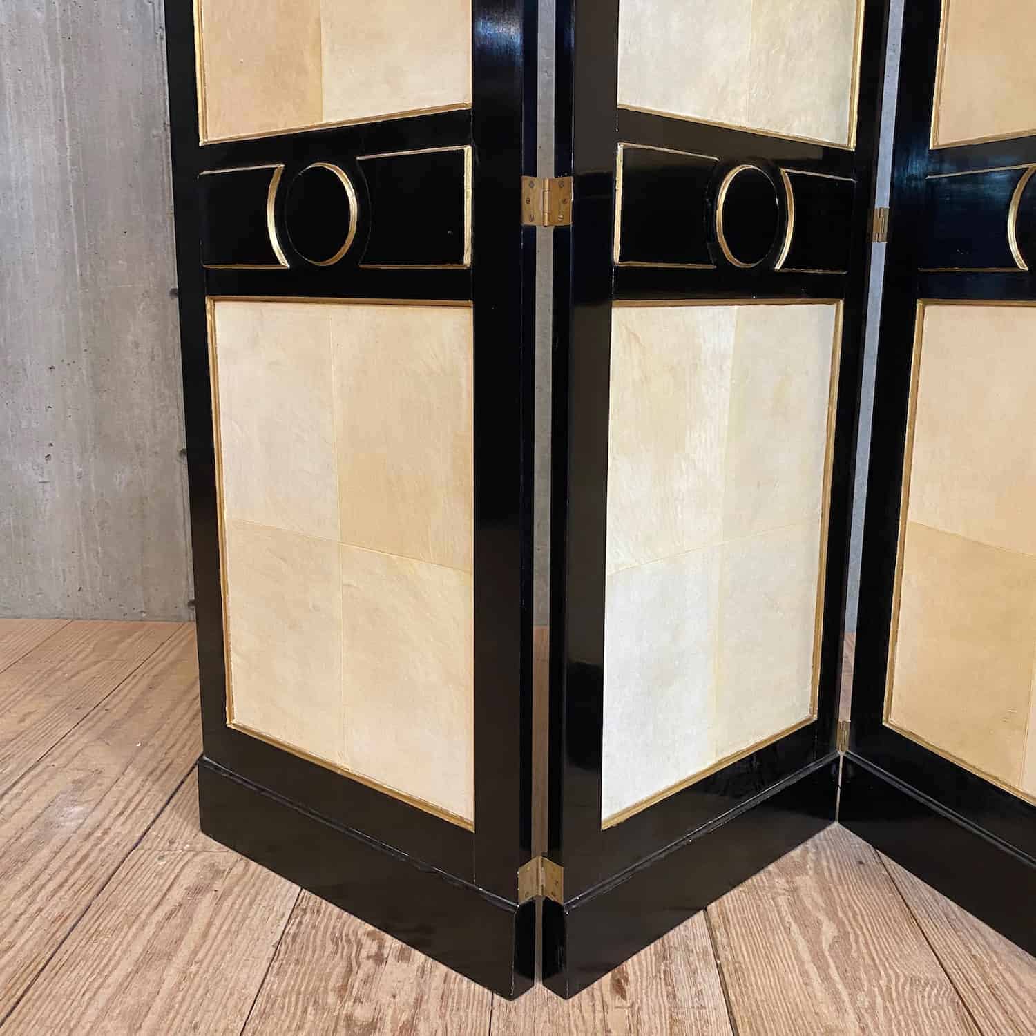 Two-Sided Ebonized Screen with Parchment Panels – RT Facts