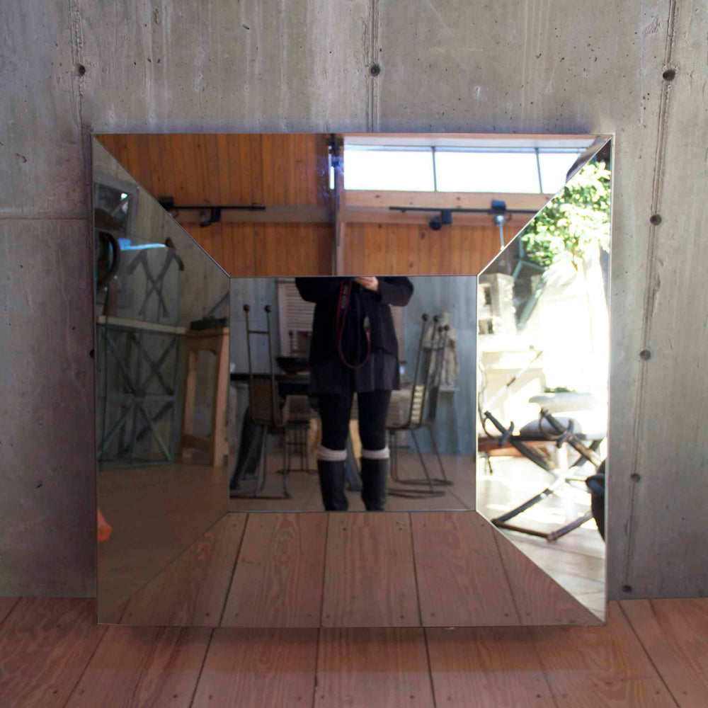 Natalie Mirror – RT Facts